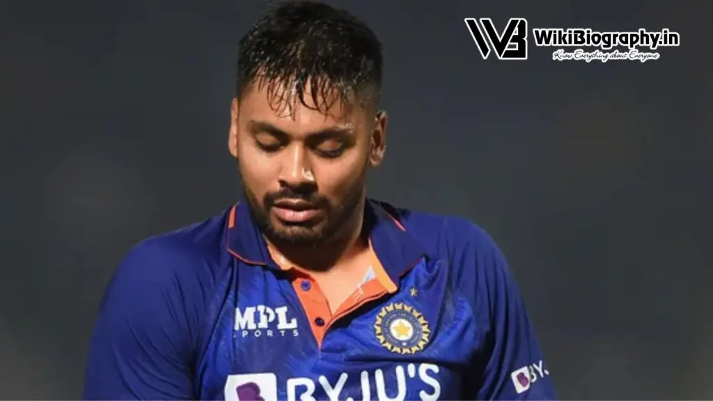 Avesh Khan: Wiki, Bio, Age, Height, Girlfriend, Stats, Profile, Family