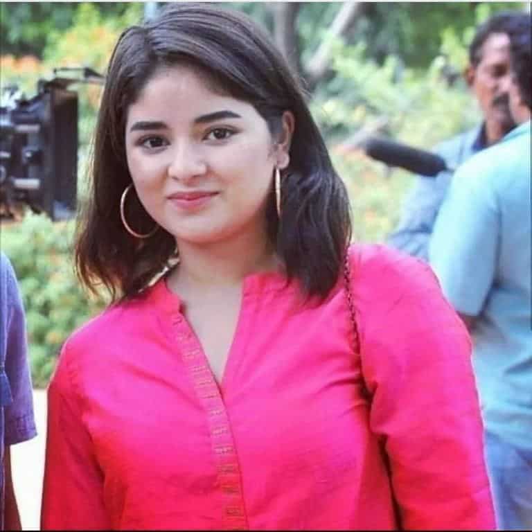 Zaira Wasim: Wiki, Bio, Age, Height, Movies, Family, Boyfriend, Net Worth