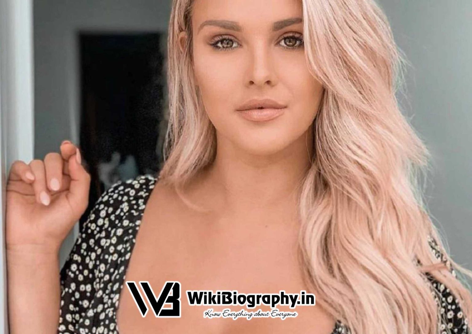 Kinsey Wolanski: Wiki, Bio, Age, Height, Kinsey Sue, Boyfriend