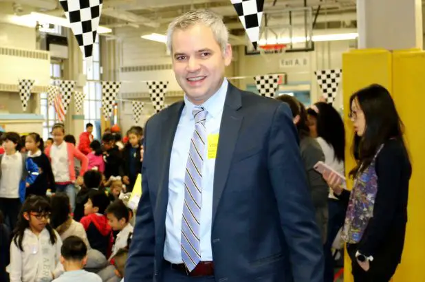 David Hay Wiki (DOE Official)| Biography| Height| Age| Wife| Weight ...