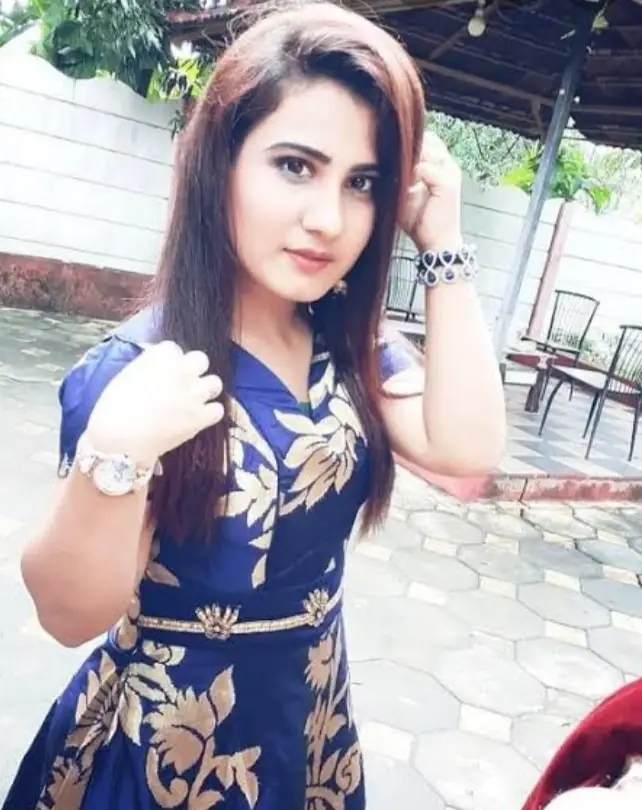 Anmol Khan: Wiki, Bio, Age, Height, Career, Family, Profession, Web ...