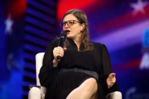 Libby Emmons: Wiki, Bio, Age, Height, Husband, Son, Net Worth