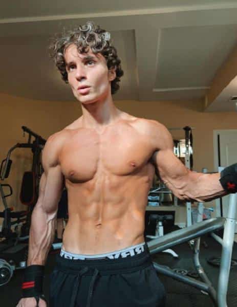 Peter Vigilante: Wiki, Bio, Age, Height, Girlfriend, Net worth