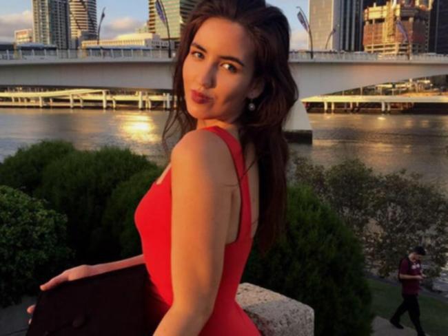 Elle Coonan: Wiki, Bio, Age, Height, Career, Family, Net worth