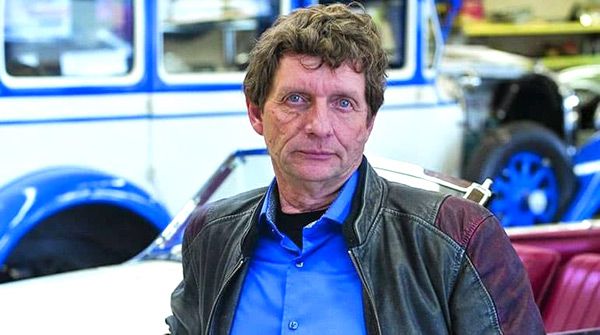 David Grainger: Wiki, Bio, Age, Profession, Height, Married, Wife, Family