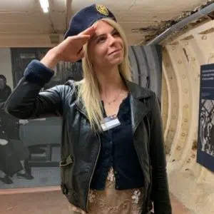 Siddy Holloway: Wiki, Bio, Height, Family, Age, Boyfriends, Net Worth ...