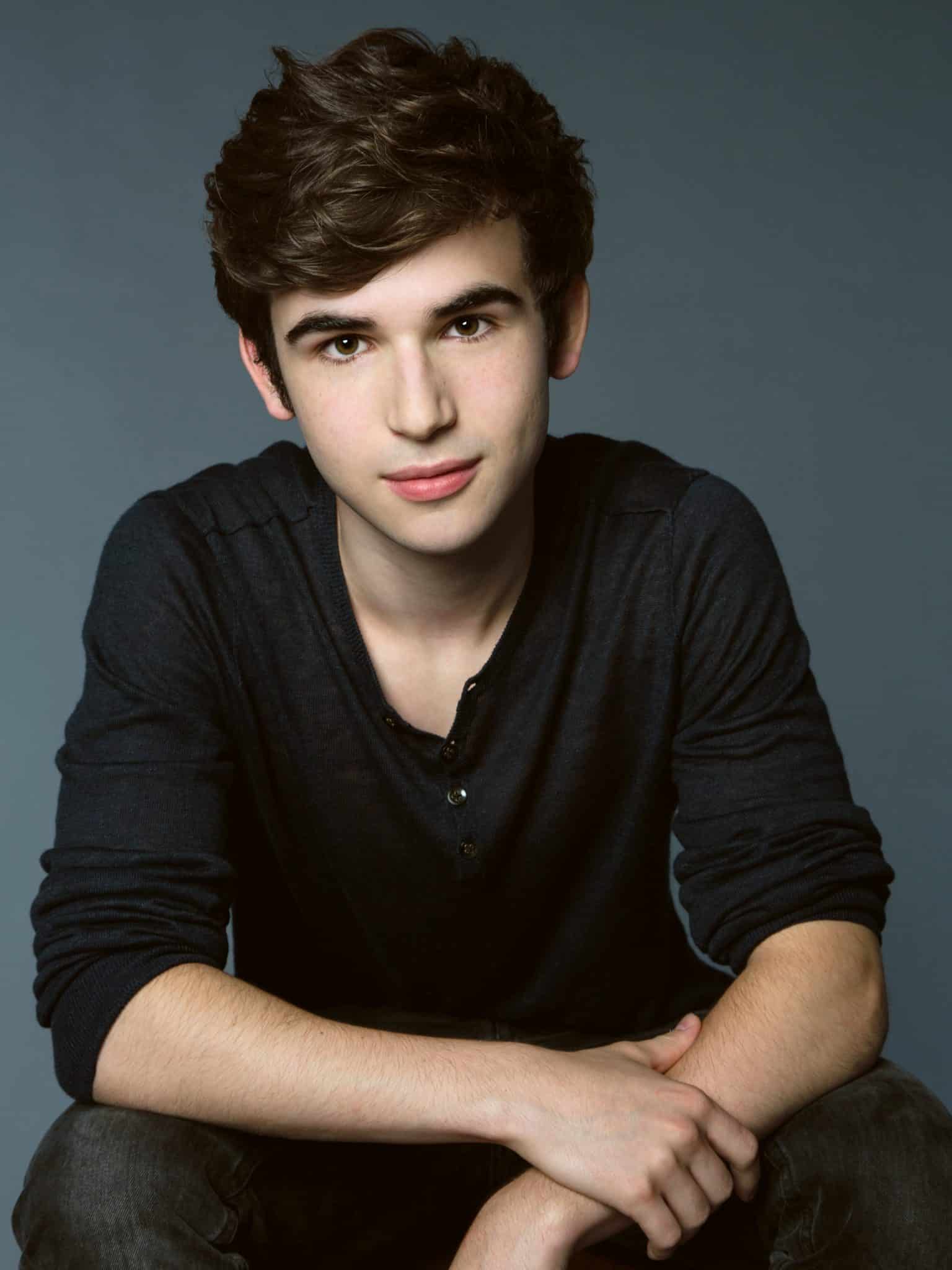 Ted Sutherland: Wiki, Bio, Age, Height, Birthday, Parents, Net Worth