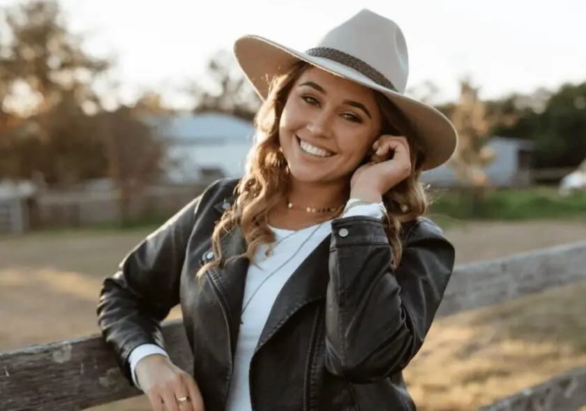 Jemma Beech: Wiki, Bio, Height, Age, Career, Family, Boyfriend, Songs