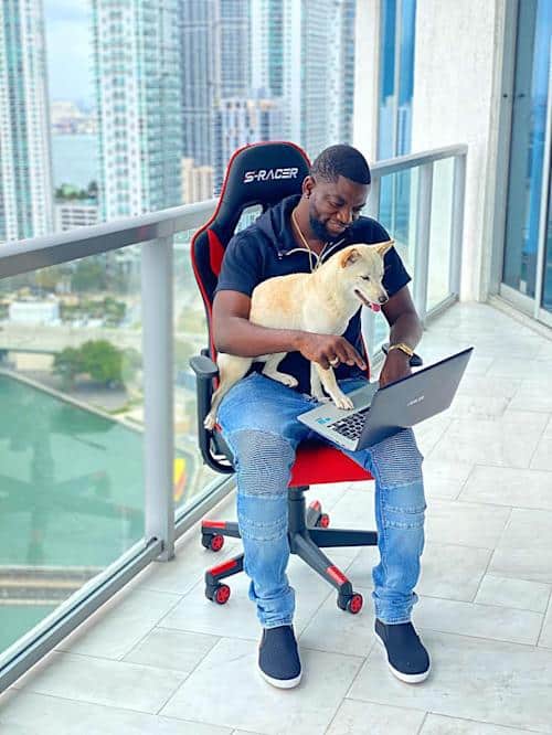 Walter Weekes: Wiki, Bio, Height, Age, Girlfriend, Married, Net Worth, Wife