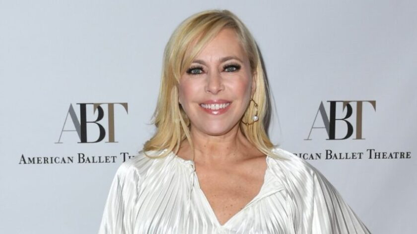 Sutton Stracke: Wiki, Bio, Age, Family, Career, Ex Husband, Net Worth