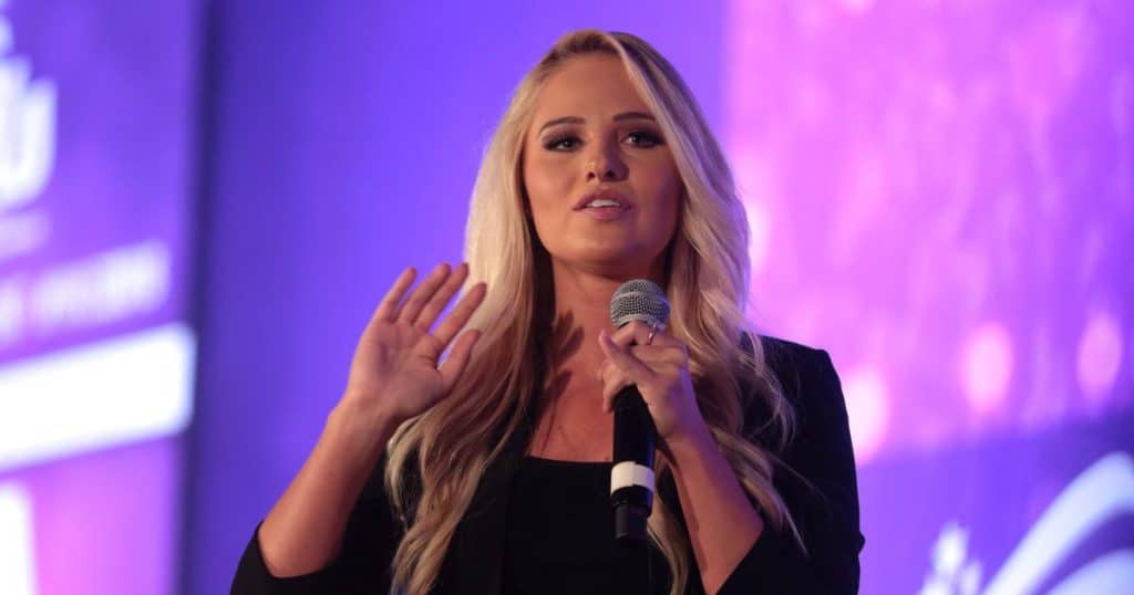 Tomi Lahren: Wiki (Fox News Host), Bio, Age, Career, Husband, Net Worth