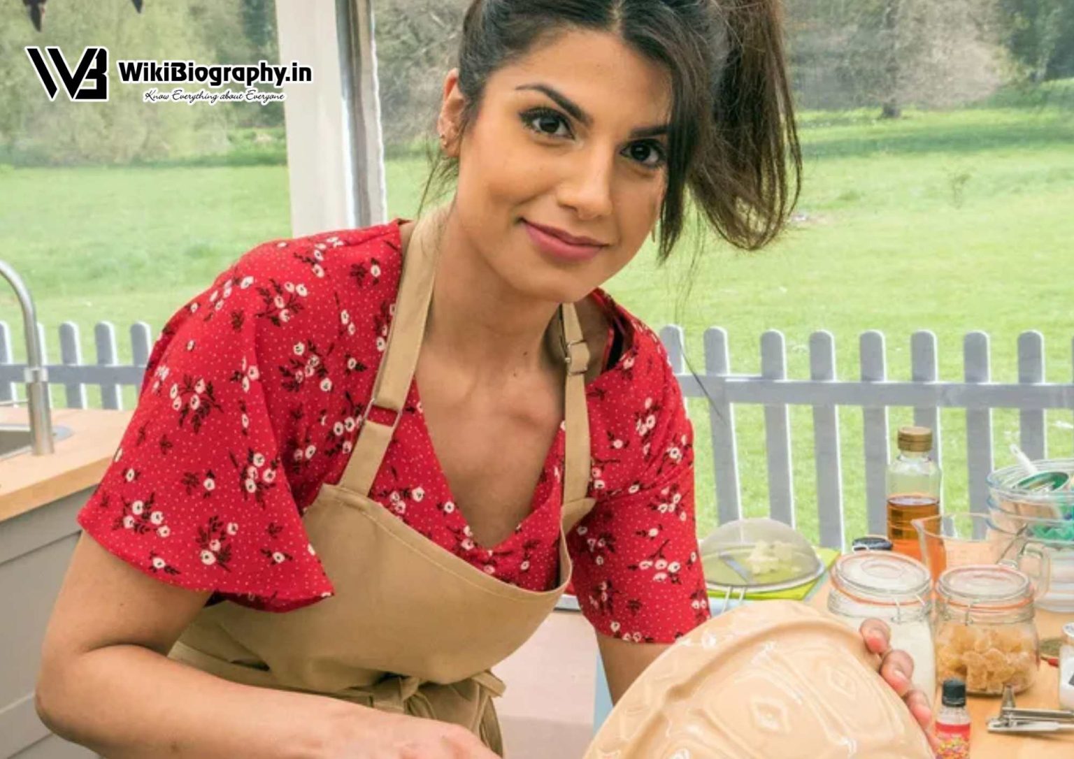 Ruby Bhogal: Wiki, Bio, Age, Career, Boyfriend, Family, Net Worth