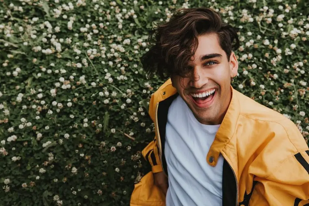 Josh Heuston: Wiki, Bio, Height, Age, Girlfriend, Net Worth, Family, Actor