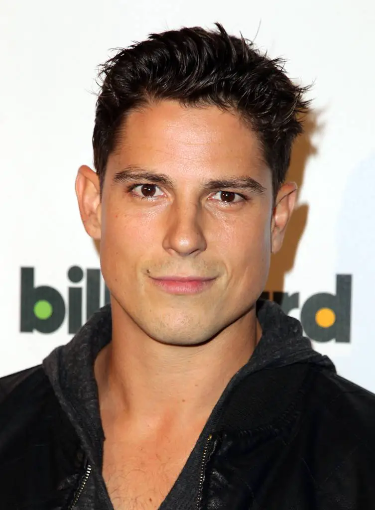 Sean Faris: Wiki, Bio, Age, Wife, Family, Parents, Career, Net Worth