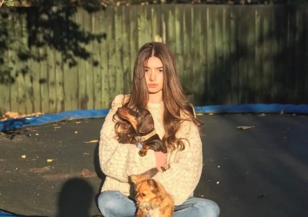 Mimi Keene: Wiki, Bio, Age, Family, Career, Boyfriend, Net Worth