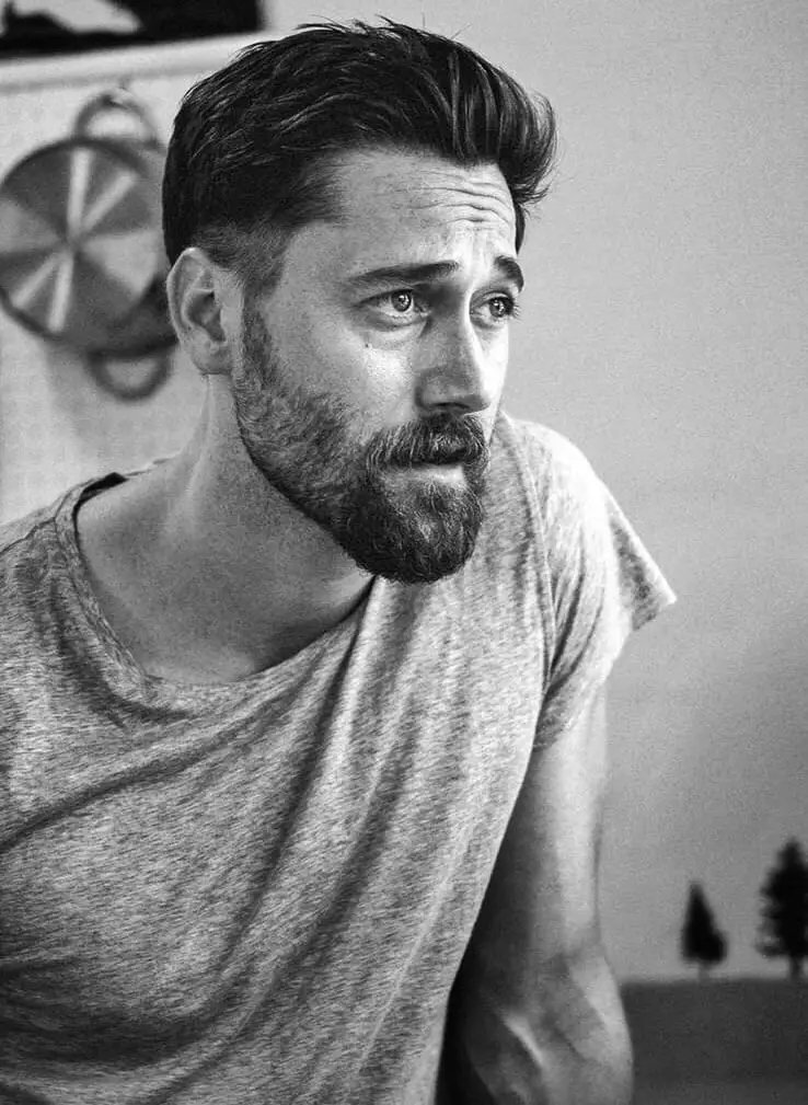 Ryan Eggold: Wiki, Bio, Age, Girlfriend, Career, Family, Education