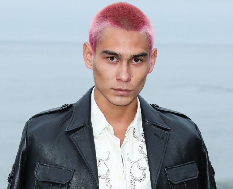 Evan Mock: Wiki, Bio, Age, Family, Career, Sexuality, Net Worth