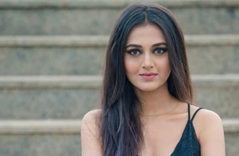 Tejasswi Prakash: Wiki, Bio, Height, Age, Boyfriend, Serials, Movies