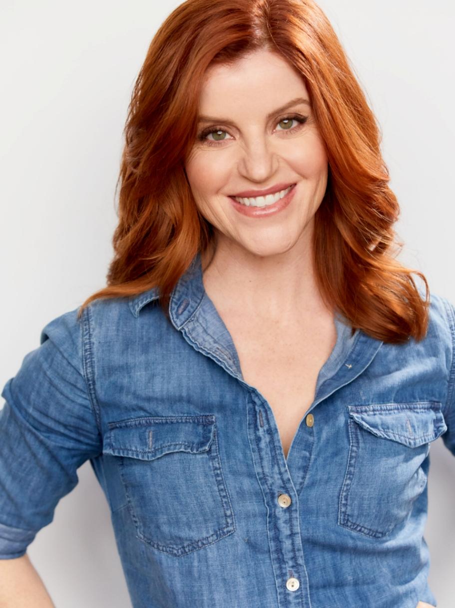 Elizabeth Bond: Wiki, Bio, Age, Family, Career, Net Worth, Husband