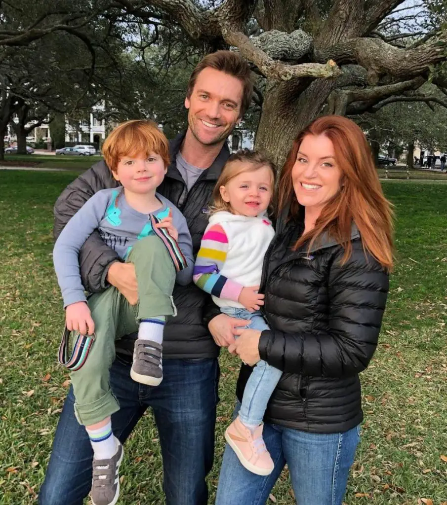 Elizabeth Bond: Wiki, Bio, Age, Family, Career, Net Worth, Husband