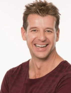 Simon Barnett: Wiki, Bio, Age, Family, Career, Net Worth, Wife