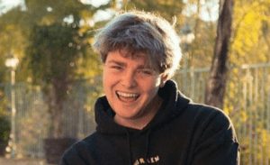 Alex Warren: Wiki, Bio, Age, Family, Career, Net Worth, Girlfriend