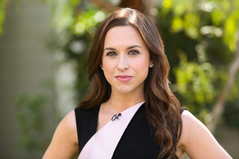 Lacey Chabert: Wiki, Bio, Age, Family, Career, Net Worth, Boyfriend