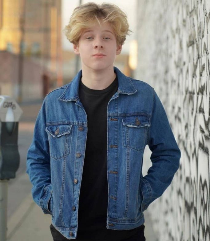 Lev Cameron: Wiki, Bio, Age, Height, Career, Family, Girlfriend, Net Worth