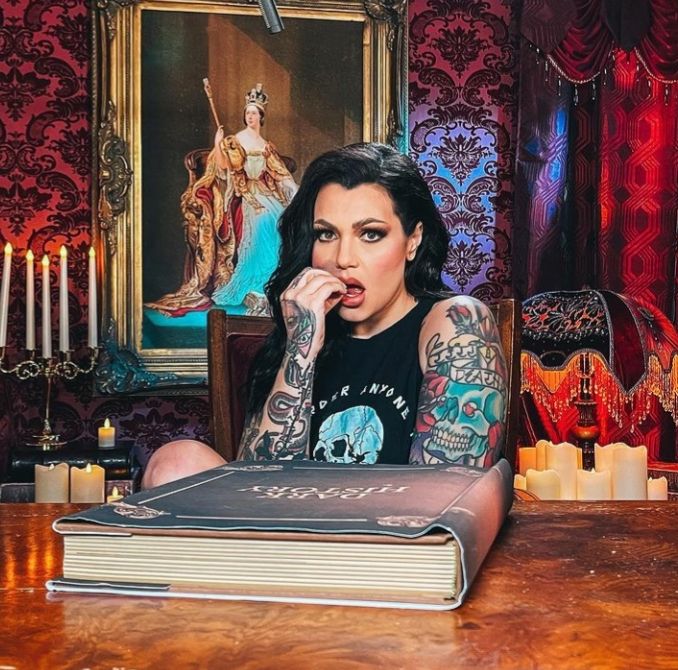 Bailey Sarian: Wiki, Bio, Age, Height, Career, Parents, Husband, Net Worth