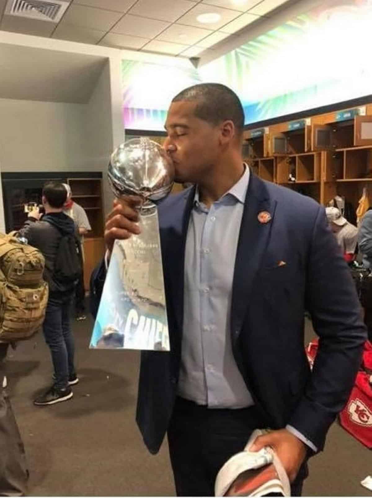 Ryan Poles: Wiki, Bio, Age, Height, Girlfriend, Career, Family, Net Worth