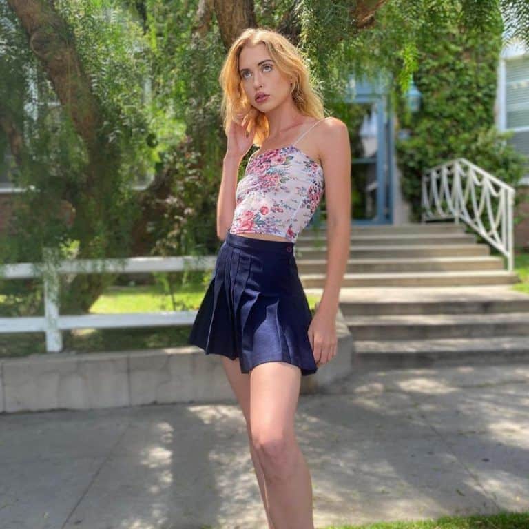 Chloe Cherry: Wiki, Bio, Height, Age, Career, Boyfriend, Family, Net Worth