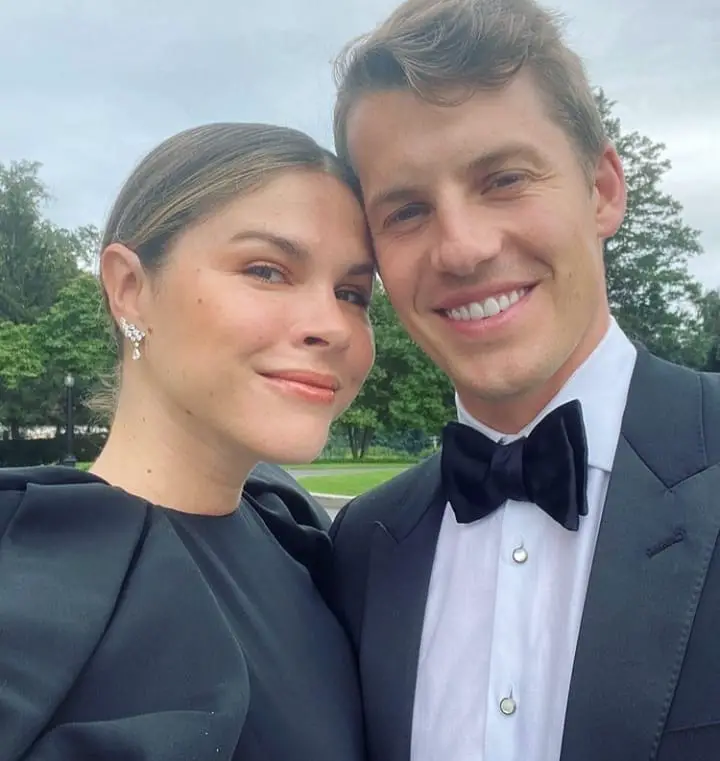 Emily Weiss: Wiki, Bio, Age, Family, Height, Boyfriend, Glossier, Net Worth
