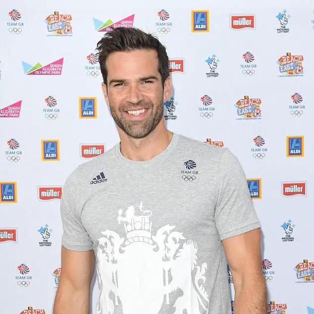 Gethin Jones: Wiki, Bio, Age, Height, Parents, Brother, Wife, Net Worth
