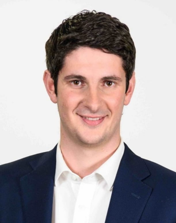 Tom Swarbrick: Wiki, Bio, Age, Height, Family, Education, Wife, Net Worth