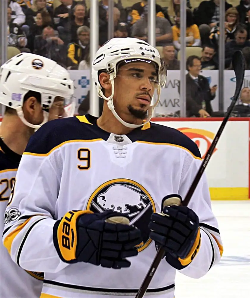 Evander Kane: Wiki, Bio, Age, Height, Wife, Kids, Family, Net Worth