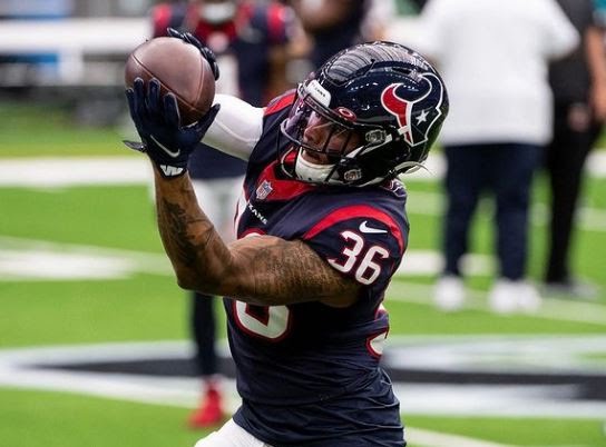 Jonathan Owens: Wiki, Bio, Age, Mother, Height, Family, Net Worth