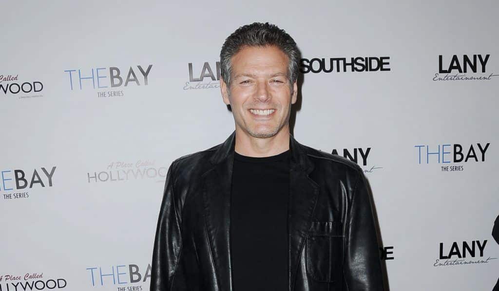 Kevin Spirtas: Wiki, Bio, Age, Height, Wife, Sexuality, Boyfriend, Net ...