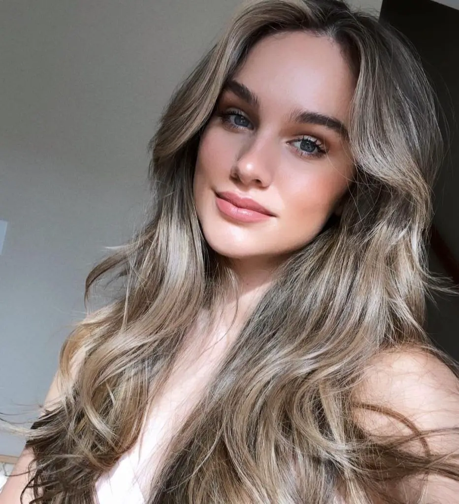 Abbie Herbert: Wiki, Bio, Age, Husband, Net Worth, Daughter, Height