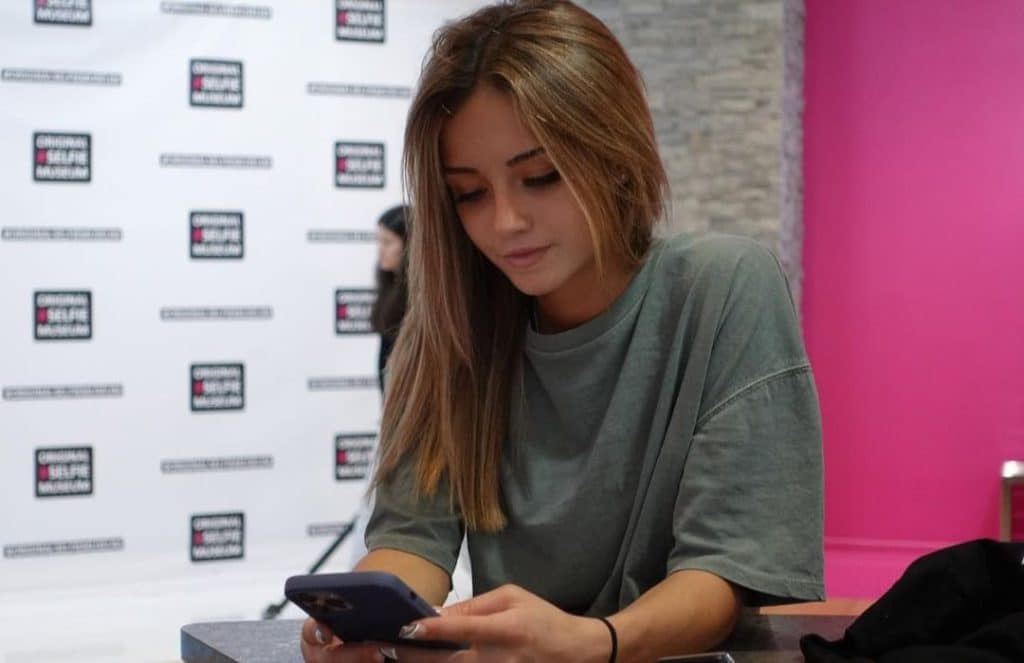 Ava Majury: Wiki, Bio, Age, Family, Height, Father, Controversy, Boyfriend