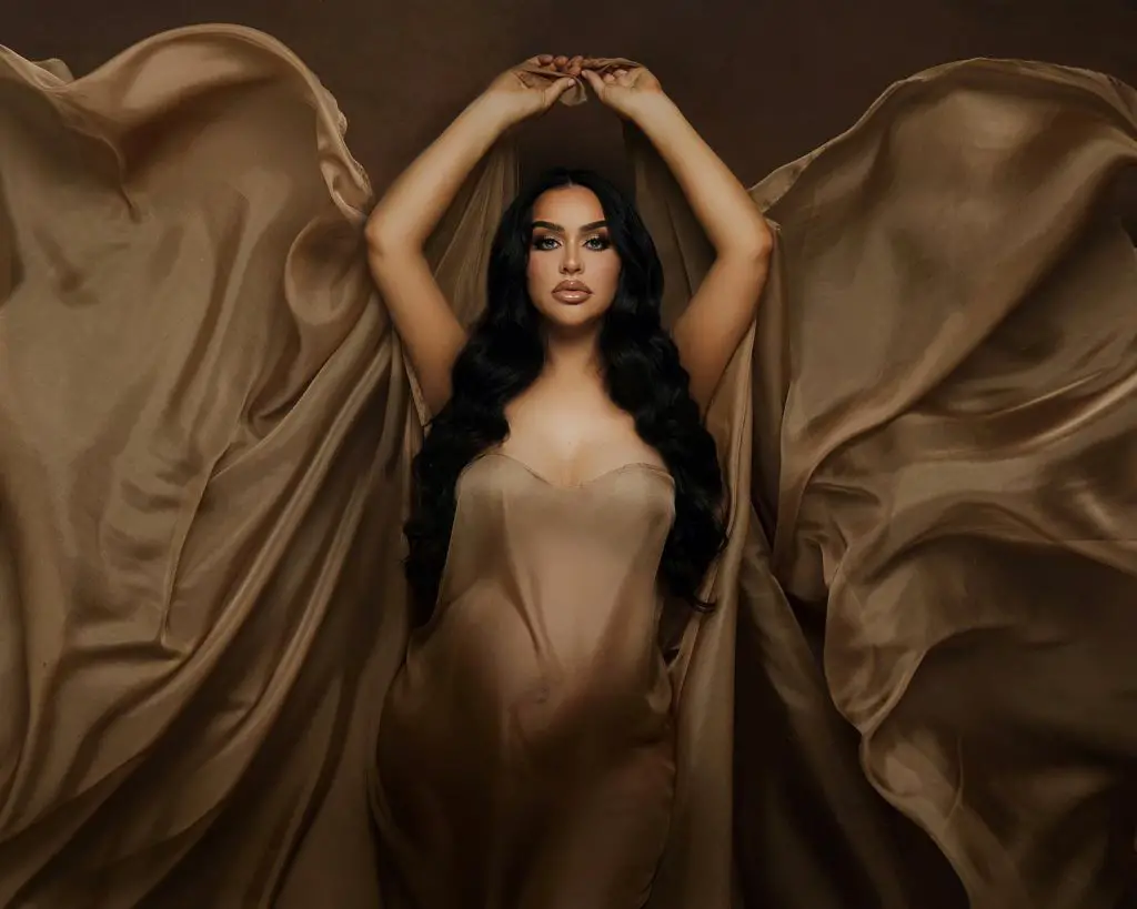 Carli Bybel: Wiki, Bio, Age, Height, Parents, Husband, Baby, Net Worth