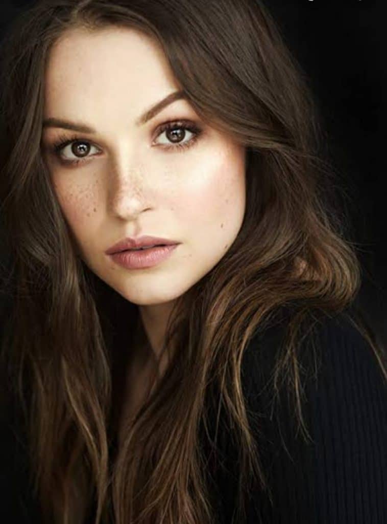 Kayla Wallace: Wiki, Bio, Age, Husband, Height, Boyfriend, Net Worth