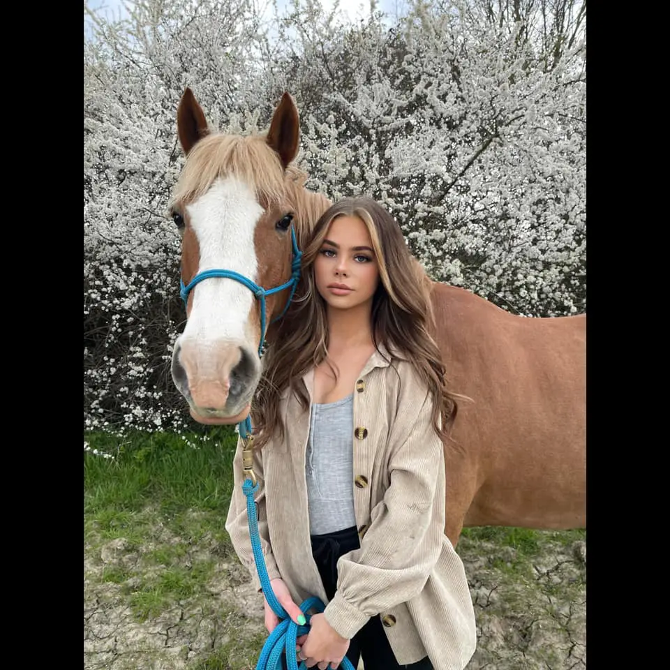 Faith Kelly: Wiki, Bio, Age, Height, Parents, Boyfriend, Net Worth, Family