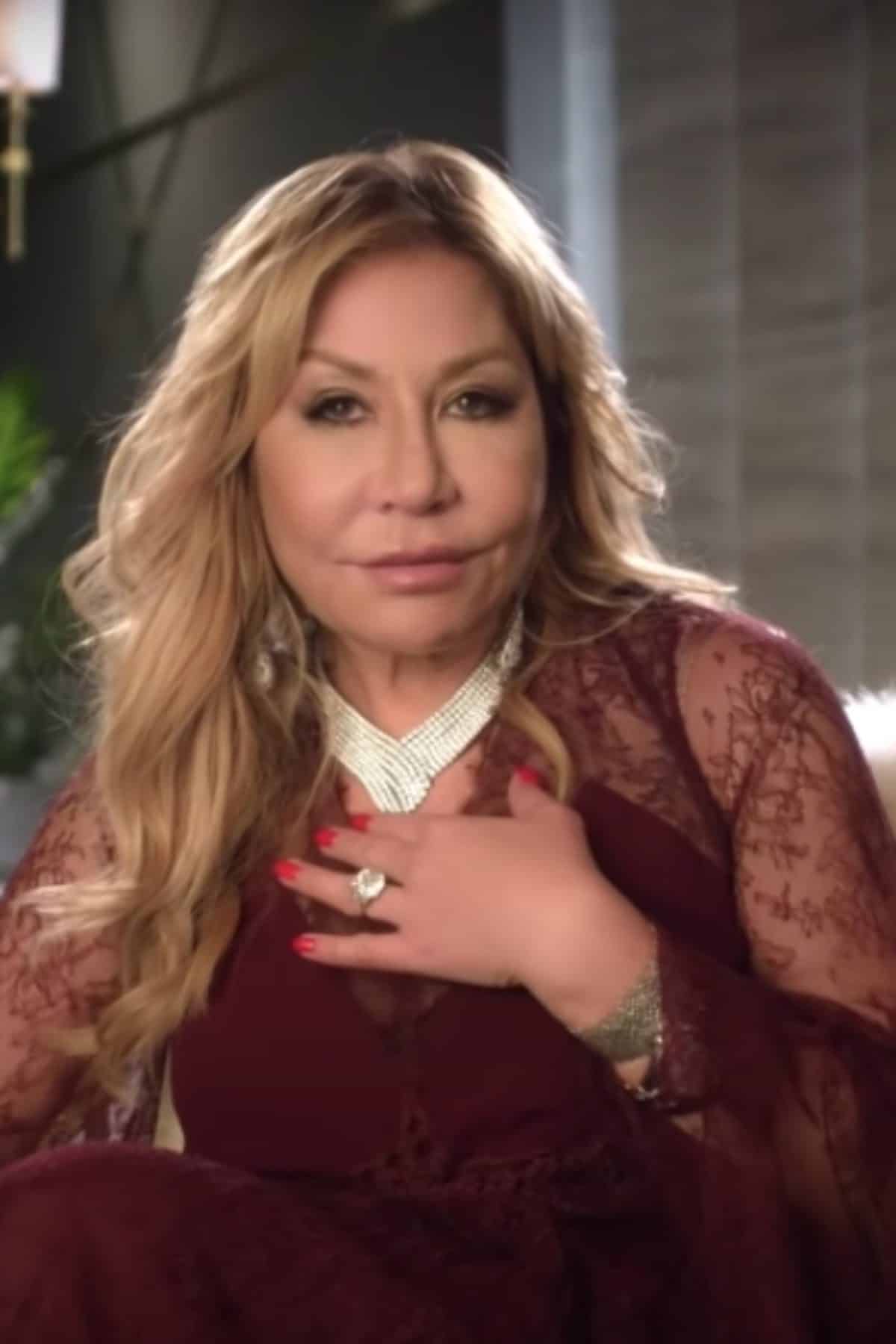 Anna Shay: Wiki, Bio, Age, Height, Net Worth, Husband, Son, Parents