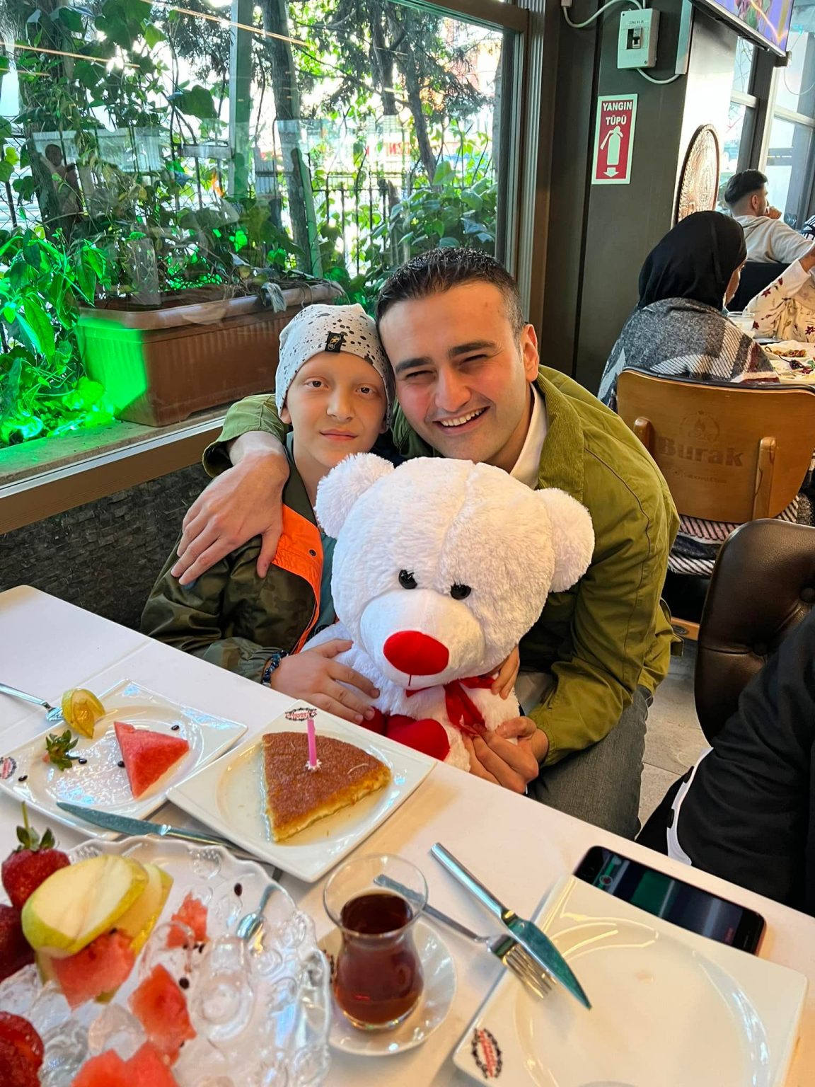 Czn Burak: Wiki, Bio, Age, Height, Parents, Wife, Family, Net Worth, Kids