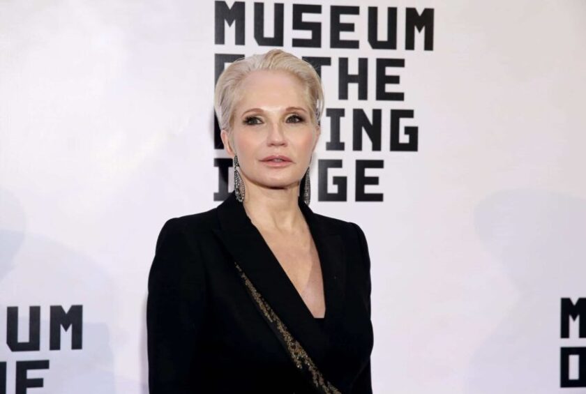 Ellen Barkin: Wiki, Bio, Age, Height, Movies, Parents, Husband, Net Worth
