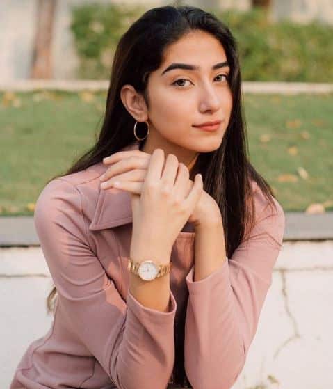 Nazila Sitaishi: Wiki, Bio, Age, Height, Boyfriends, Model, Parents ...