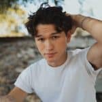 Charlie Bushnell: Wiki, Bio, Age, Height, Parents, Movies, Girlfriend ...