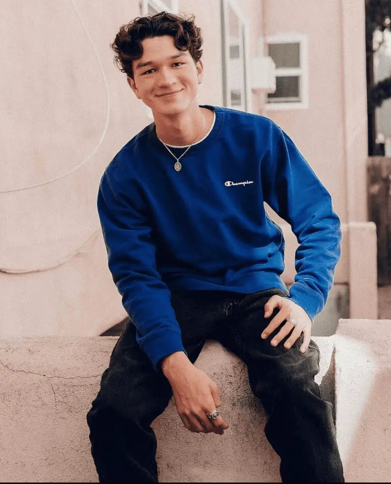 Charlie Bushnell: Wiki, Bio, Age, Height, Parents, Movies, Girlfriend ...