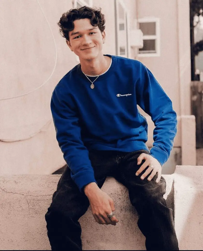 Charlie Bushnell: Wiki, Bio, Age, Height, Parents, Movies, Girlfriend ...