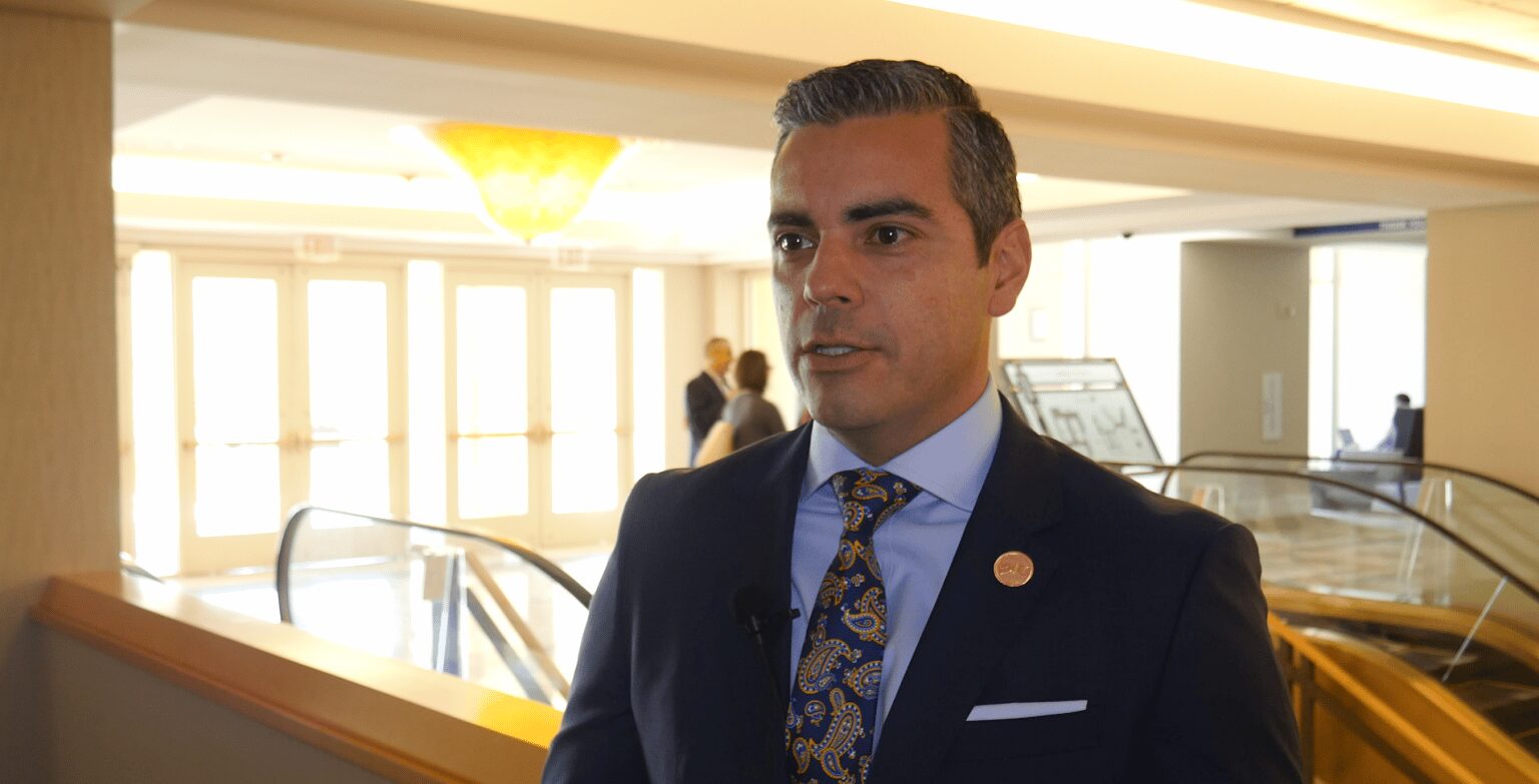 Juan Ciscomani: Wiki, Bio, Age, Height, Salary, Birthday, Net Worth ...